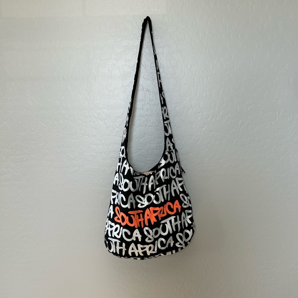 Robin Ruth | Bags | Robin Ruth South Africa Black And White Shoulder ...